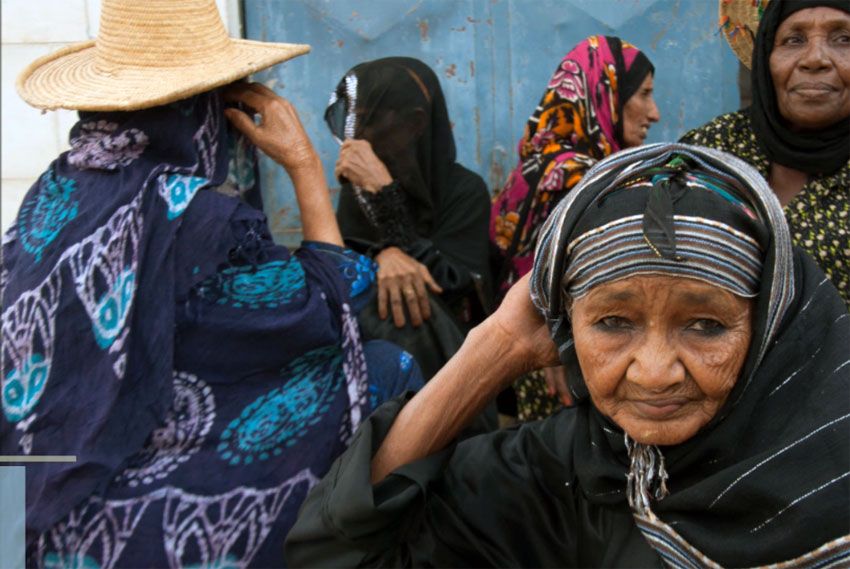 مسؤول الأمم المتحدة الإنساني في اليمن يزور دماج وكتاف في صعدة ويعرب عن