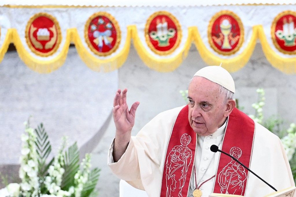 Pope Francis Makes Historic Visit To Mongolia Sends Message To China