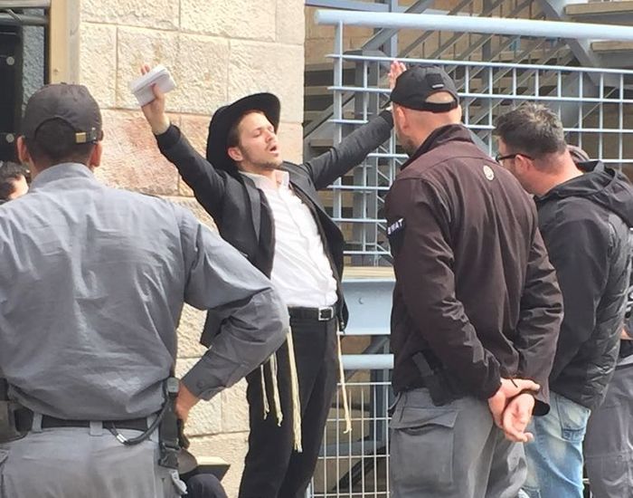 100 Orthodox Protesters Arrested As 'record' Marathon Takes Place In ...