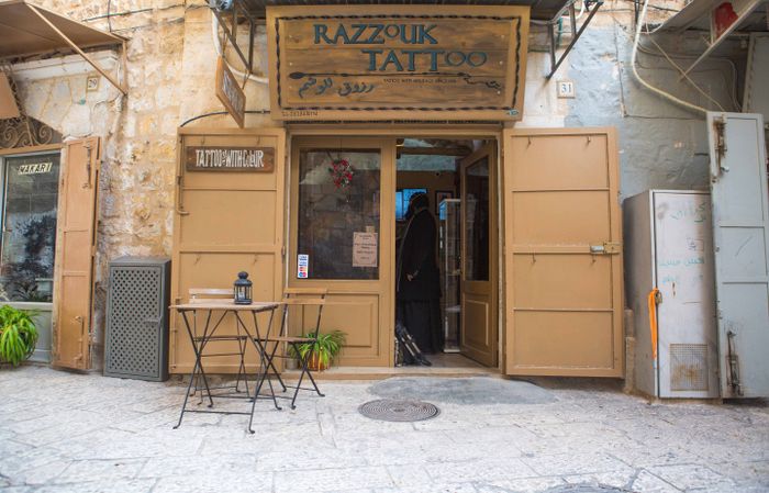 Tattoos With Heritage: Jerusalem Artist Inks Pilgrims To The Holy Land ...