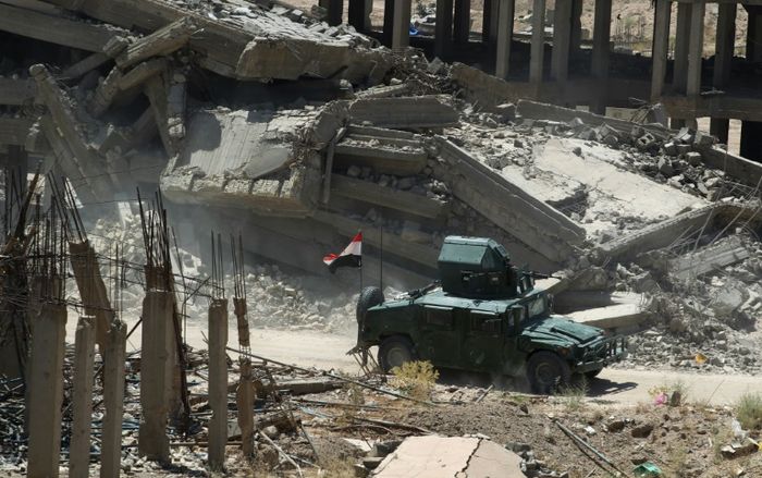 US Apache Helicopters Strike IS For First Time In Iraq: Official - i24NEWS