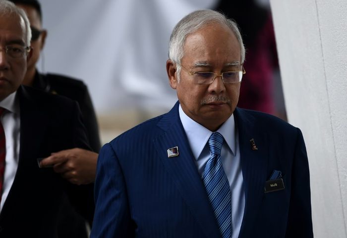 Saudis Back Embattled Malaysia PM With $681 Million 'donation' - i24NEWS
