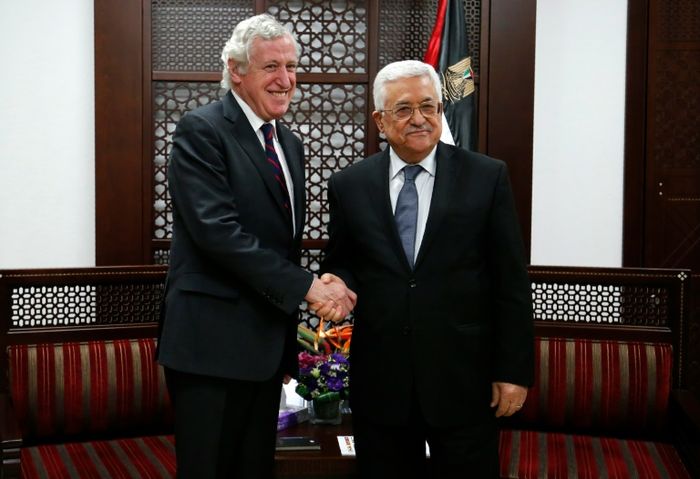 Israël Exhorte Paris À Ne Pas Promouvoir Son Initiative De Paix - i24NEWS