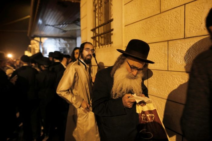i24NEWS - Rare prière de Juifs israéliens sur un site sacré en Cisjordanie