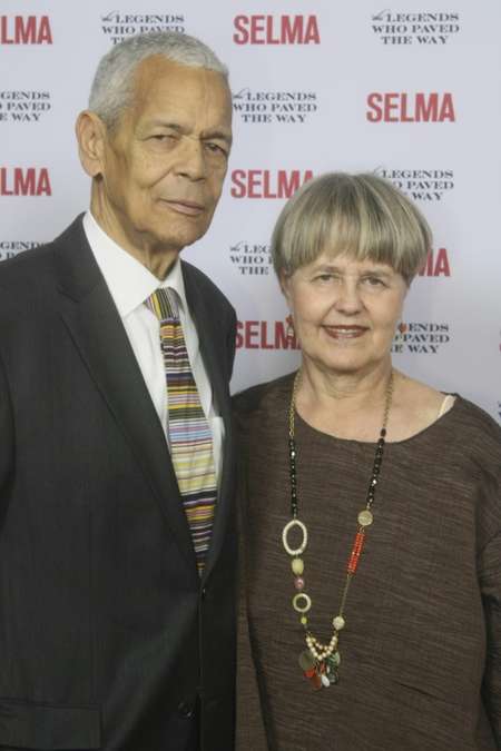 i24NEWS - Julian Bond, famed US civil rights activist, dies aged 75