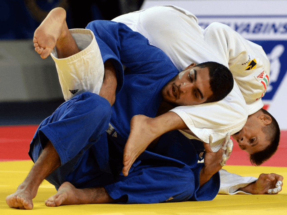 JO 2024 : Le Judoka Algérien Dris "échoue" À La Pesée Et Ne Combattra ...
