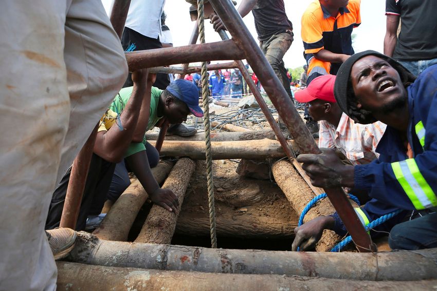 Government Confirms At Least 60 Dead In Flood At Disused Zimbabwe Gold ...