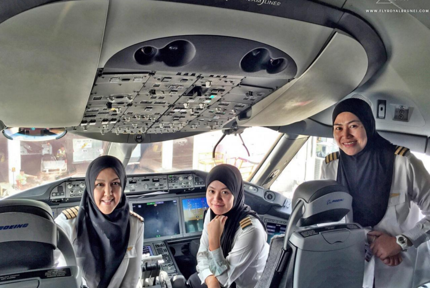 First All-female Pilot Crew Lands Plane In Saudi Arabia - i24NEWS