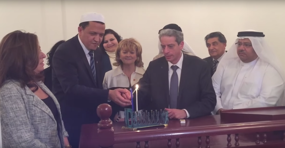 Hanukkah Candles Lit In Bahrain Synagogue For First Time Since 1948 ...