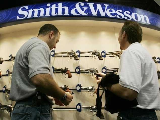 Gun-maker Smith & Wesson Triples Profits - I24NEWS