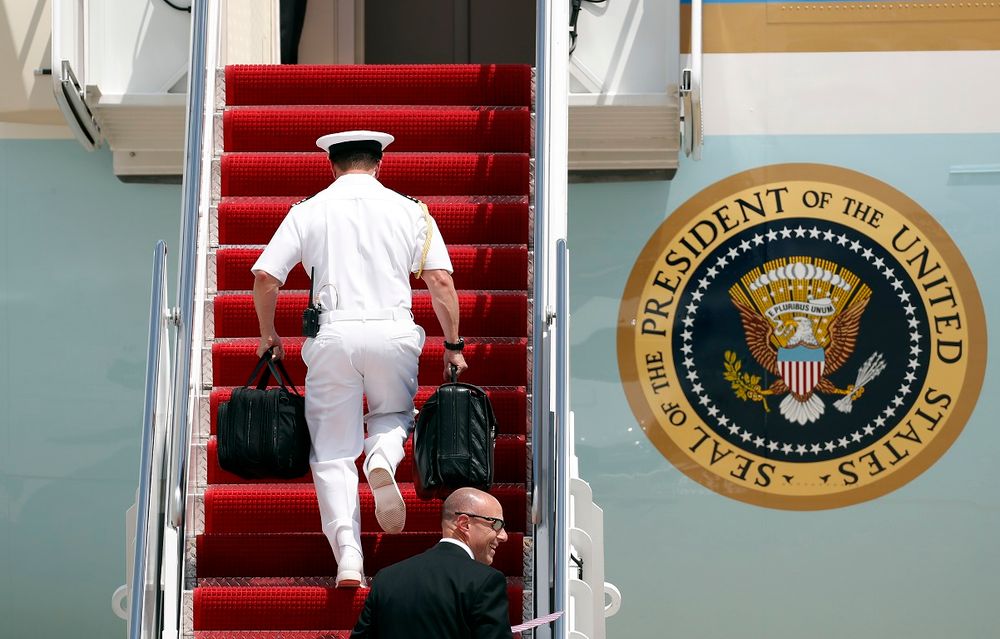 US Secret Service Denies China Nuclear Football 'skirmish' - i24NEWS