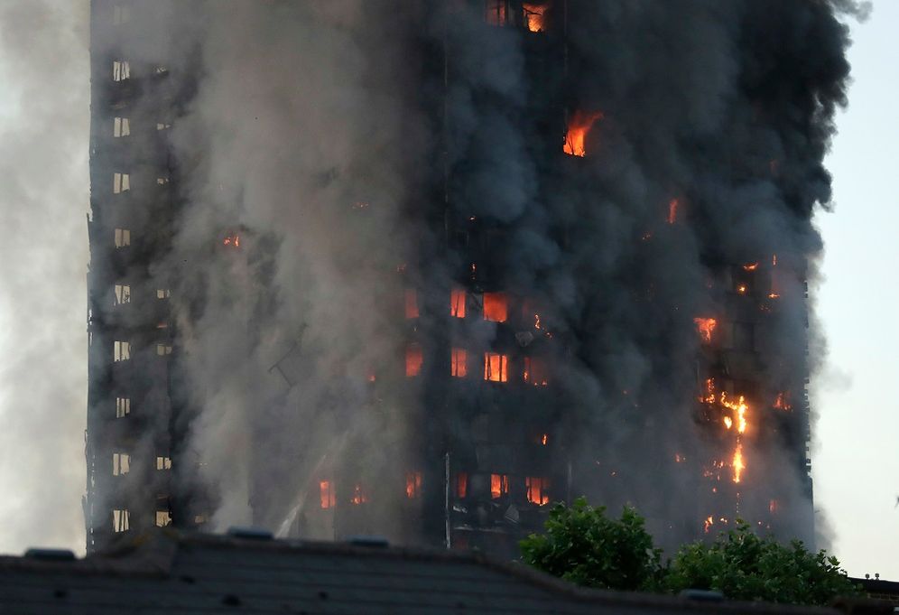 At Least 12 Dead In London Tower Block Fire: Police - i24NEWS