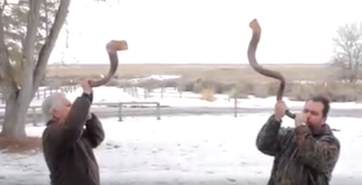 Oregon Militia Sounds The Battle Cry With...shofars? - i24NEWS