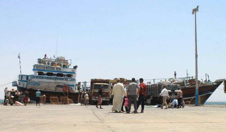 Al-Qaida Militants Take Control Of Yemen's Aden, Raise Flag At Port ...