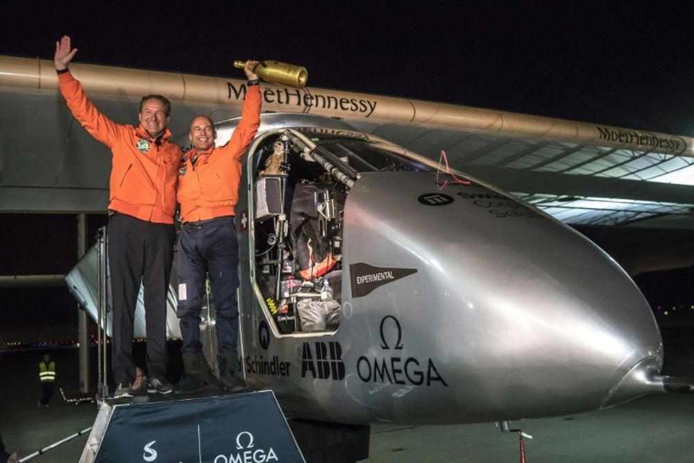 Solar Impulse 2 Completes Phoenix Leg Of Round-the-world Flight - i24NEWS