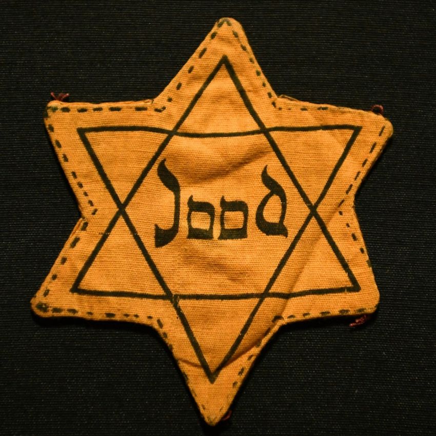 This Year, White House Mentions Jews In Holocaust Memorial Day ...