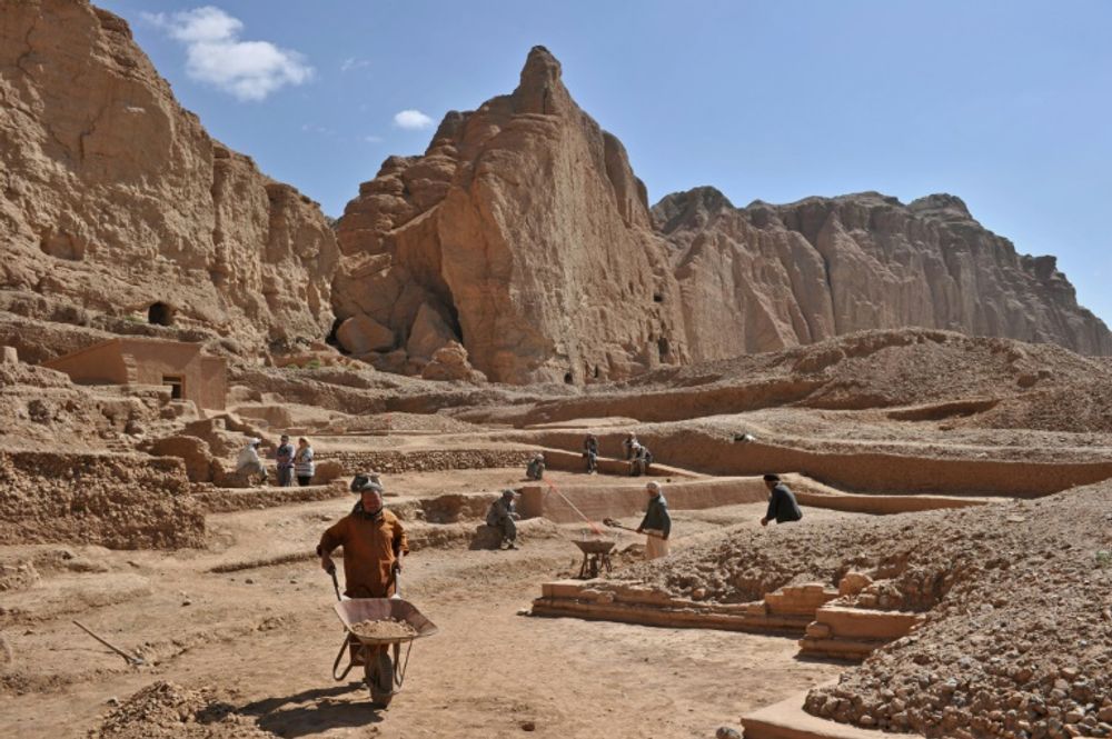Archaeologists Dig Afghanistan, Map Its Cultural Heritage - i24NEWS