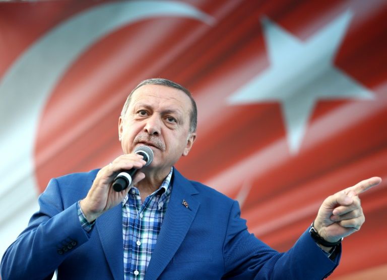 Turquie: Erdogan Ratifie L'accord De Normalisation Avec Israël - i24NEWS