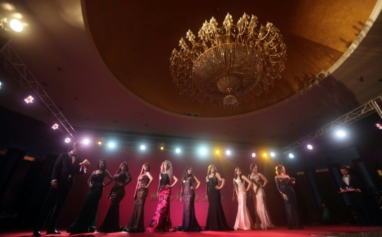 Iraq Gets First Beauty Queen Since 1972 - i24NEWS