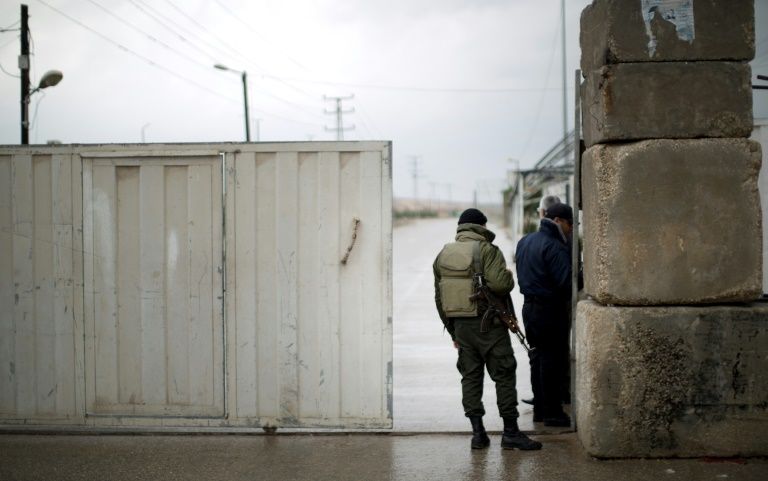 Liberman Announces Reopening Of Gaza's Erez Crossing Amid Quelled ...