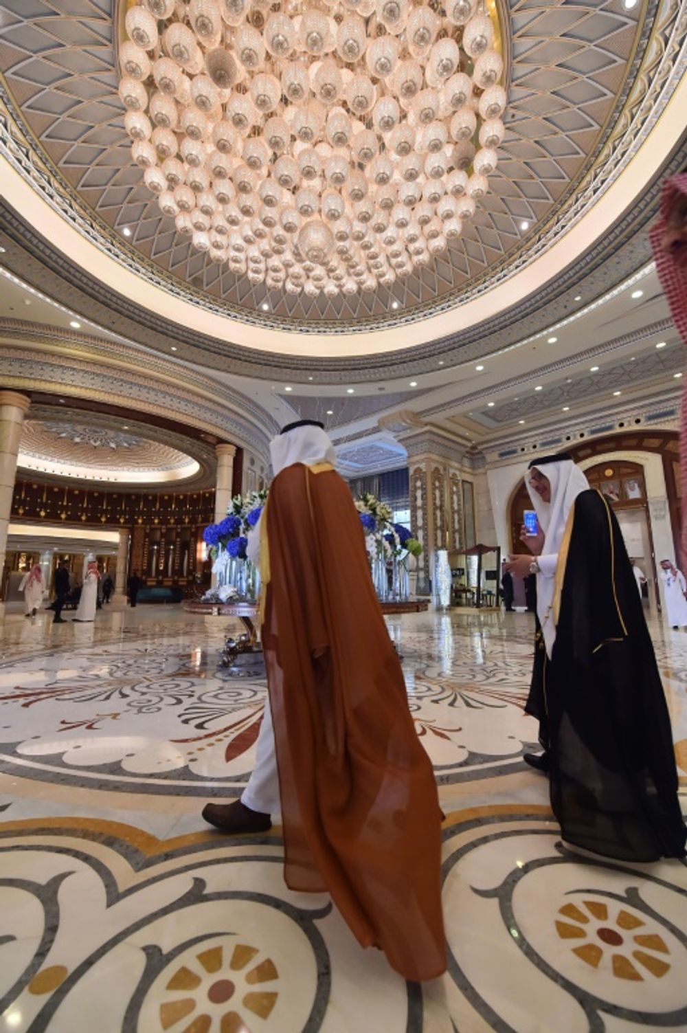 Riyadh's Ritz 'luxury Prison' Reopens After Graft Crackdown - i24NEWS