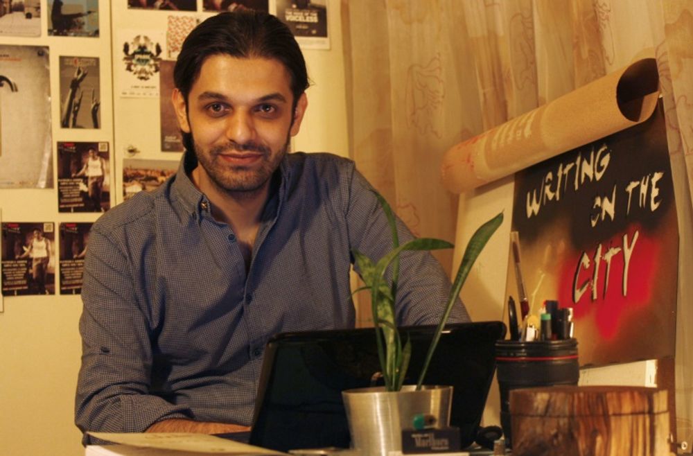 Soirée De Soutien À Paris Pour Le Cinéaste Iranien Emprisonné Keywan ...