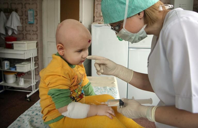 Un Bébé Guérit Pour La 1ère Fois De La Leucémie Grâce À Un Traitement ...