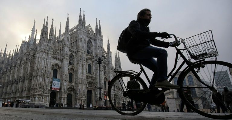 Mesures "anti-smog": Circulation Interdite À Milan, Limitée À Rome Et ...