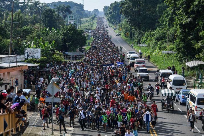 i24NEWS - Honduran migrant 'caravan' resumes march from Mexico to US