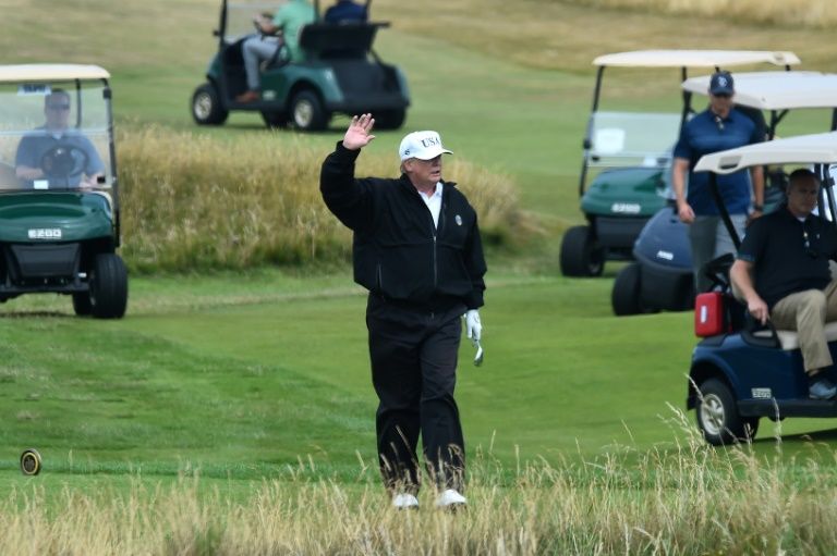 Trump On Scottish Golf Course As He Tees Up Putin Talks - I24NEWS