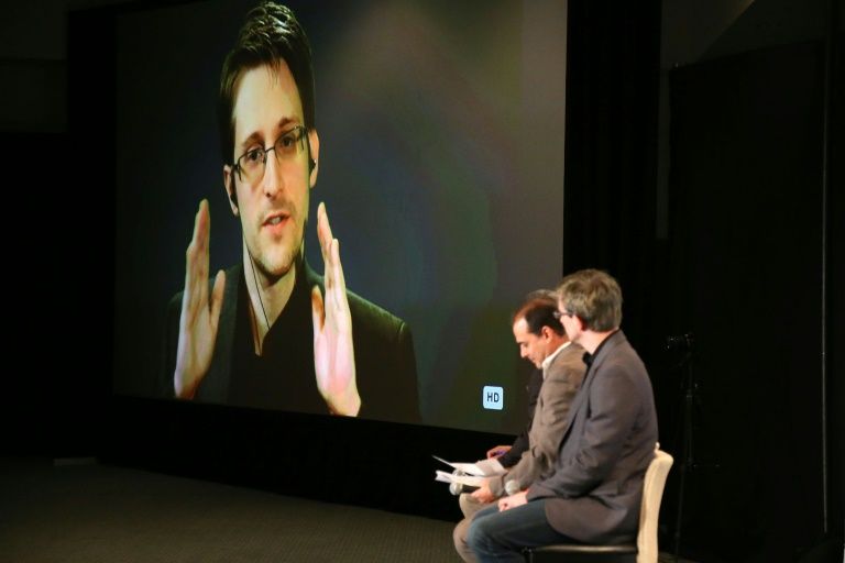 Russia Gives US Whistleblower Edward Snowden Permanent Residency Rights ...