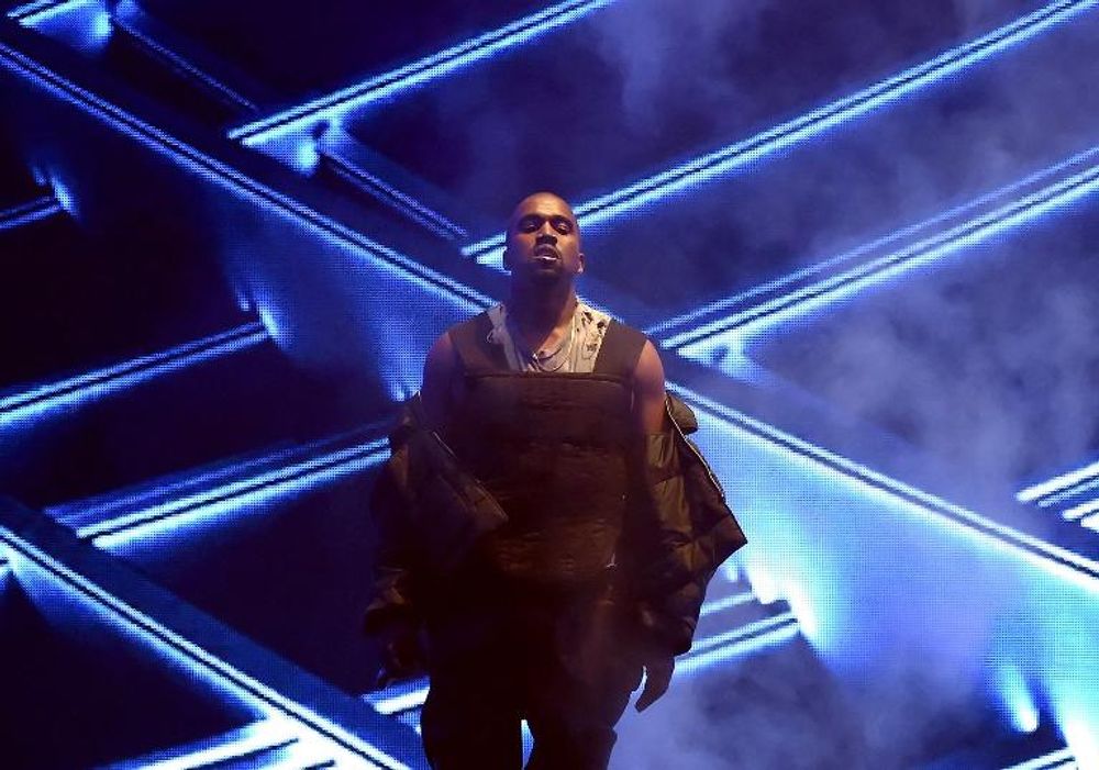 Kanye West Draws Crowd Of 25,000 In Israel - i24NEWS