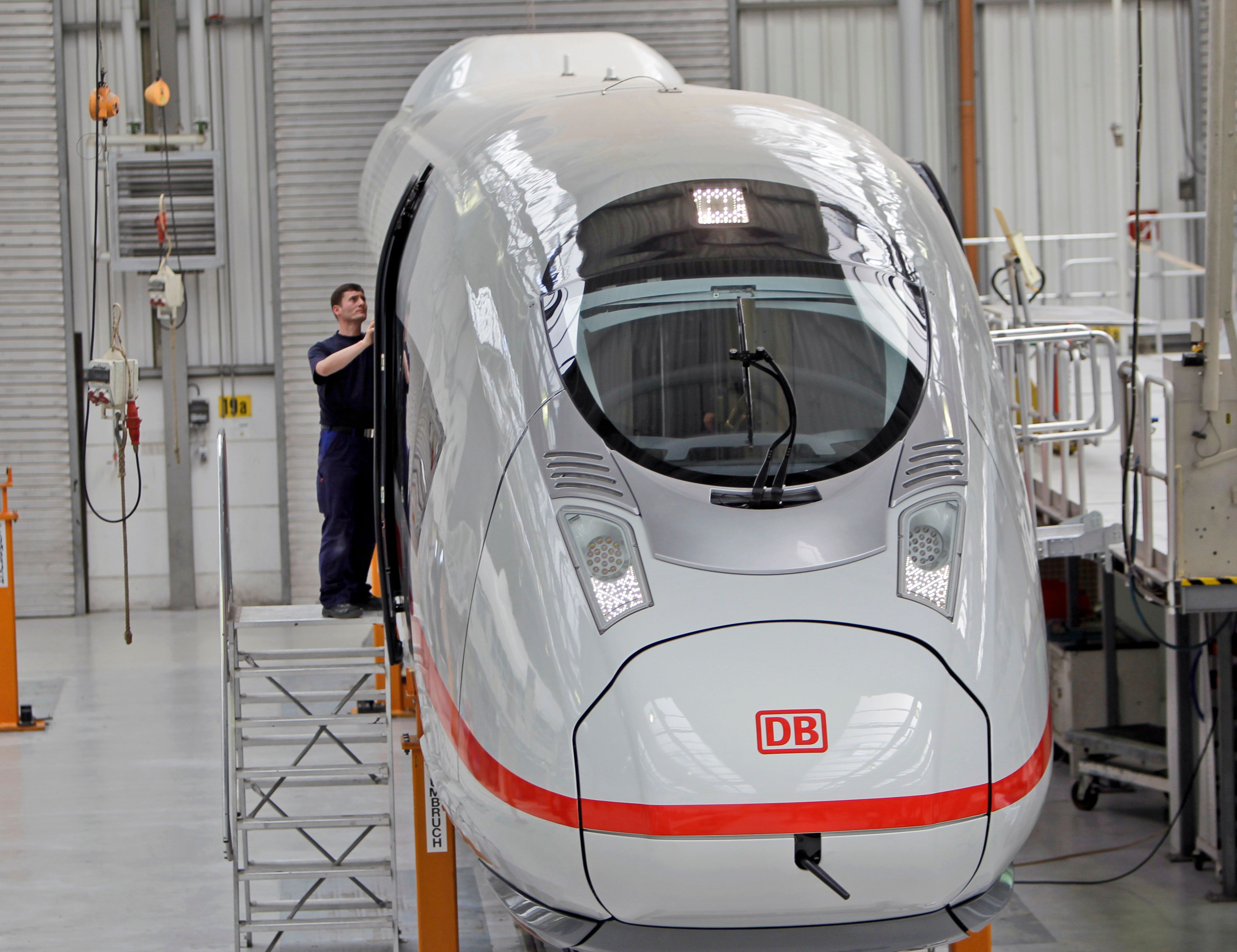 Siemens Wins $1bn Contract As Israel Switches From Diesel To Electric ...