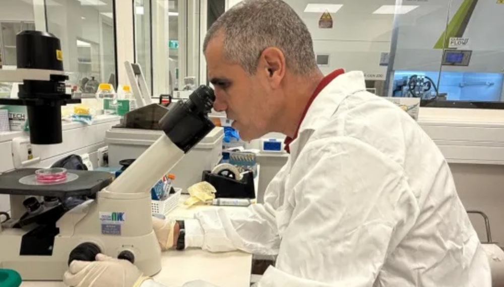 Israël Crée Un Implant Révolutionnaire Pour Permettre Aux Paralysés De ...