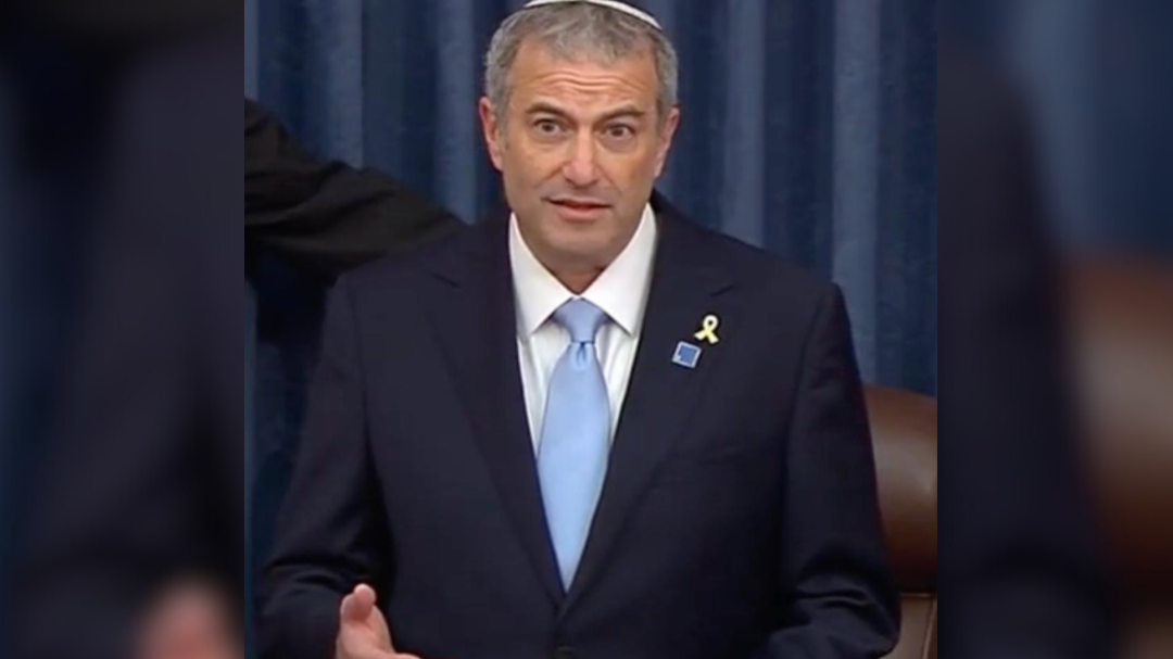 Rabbi Dr. Berman Opens US Senate Meeting With Prayer For Israel, US ...