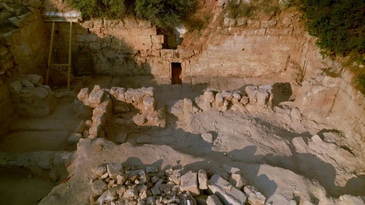 Israël : Une Tombe Familiale Vieille De 2000 Ans Découverte À Lachish ...