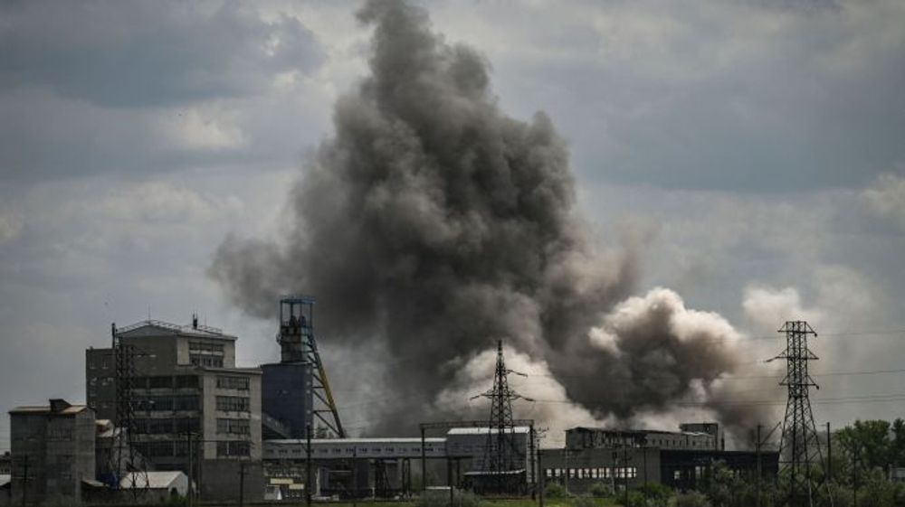 Ukrainian Forces Say Holding Out Amid Fierce Fighting In Battle-ravaged ...