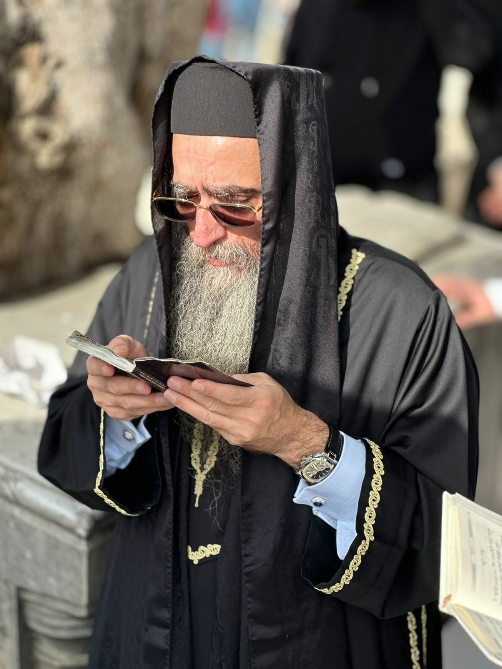 Pour La Guérison Des Blessés : Le Rabbin Pinto A Prié Sur La Tombe Du ...