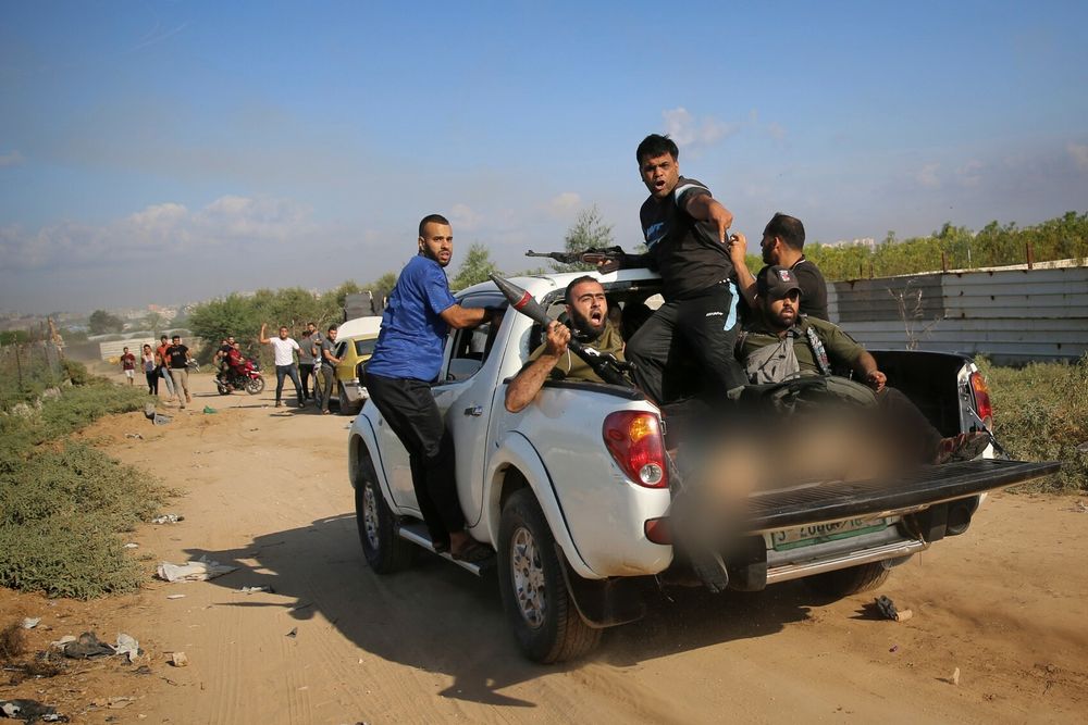 Father Defends Award For Photo Of Daughter's Abduction On Oct 7 - i24NEWS