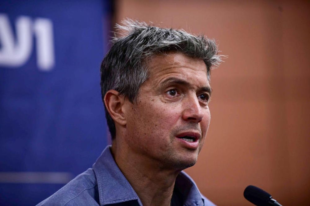 L'ancien Ministre Yoaz Hendel, Appelle À Une Ligne Dure Contre Le Qatar ...