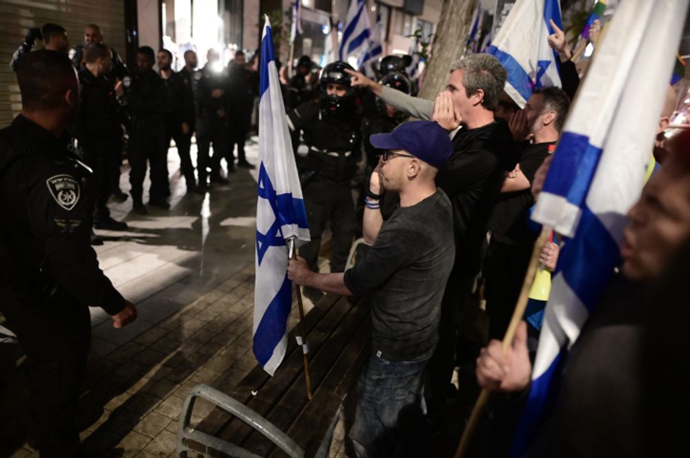 'Day Of Disruption': Sara Netanyahu Trapped In Hair Salon By Angry ...