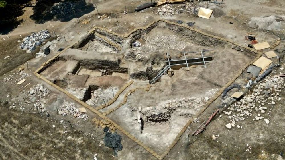 Rare 3,800-year-old Mudbrick Passageway Discovered In Northern Israel ...