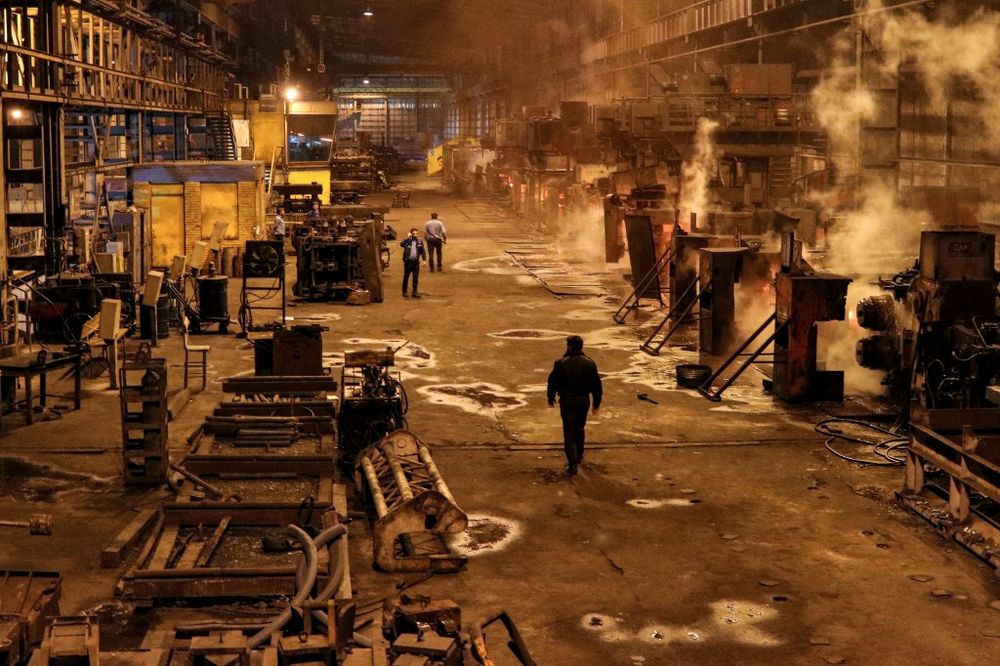 Huge Explosion Reported At Steel Complex In Northern Iran, 8 Injured ...