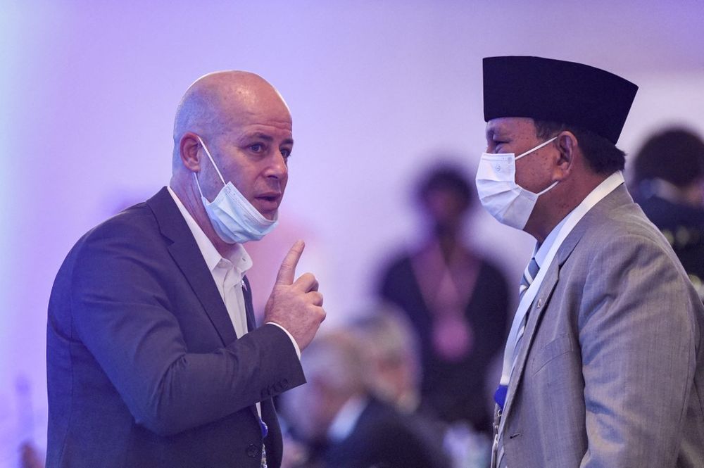 Israeli Official Meets With Indonesian Defense Minister In Bahrain ...