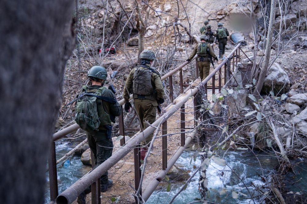 Israeli Forces Reach Litani River For 1st Time Since 2000 - i24NEWS