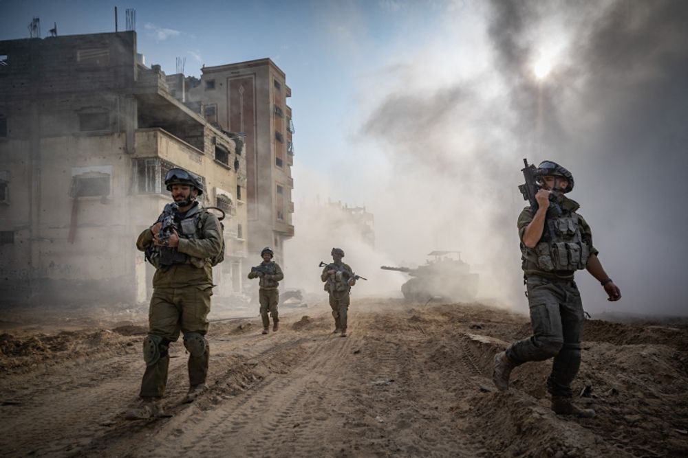 Israel Increases Air And Tank Strikes In Gaza Amid Planned Troop ...