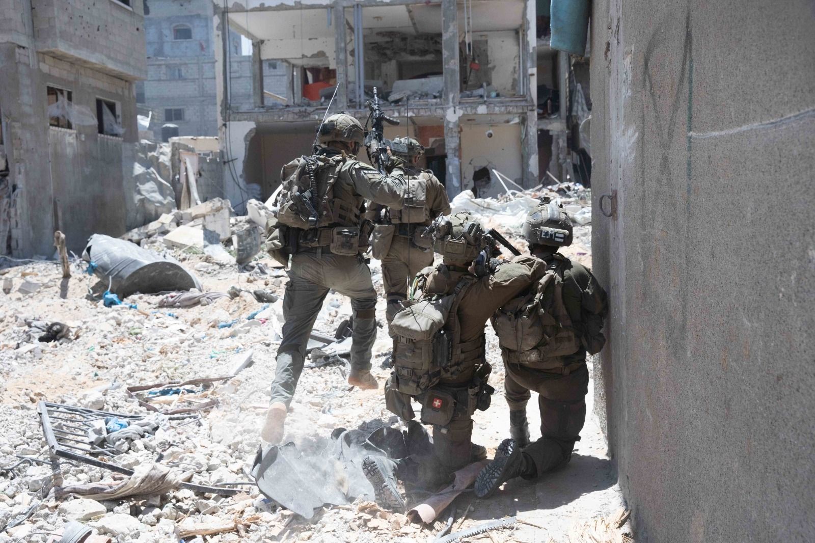 IDF Special Forces Find RPGs, Weapons During Rafah Raid - i24NEWS