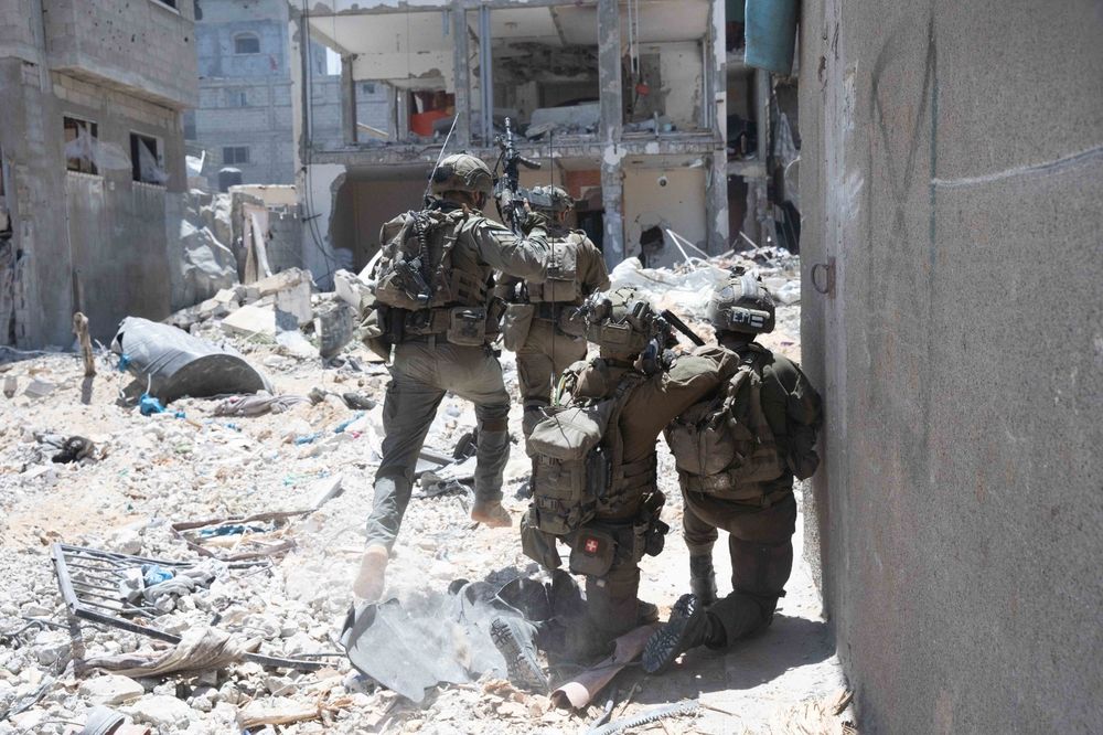 IDF Special Forces Find RPGs, Weapons During Rafah Raid - i24NEWS