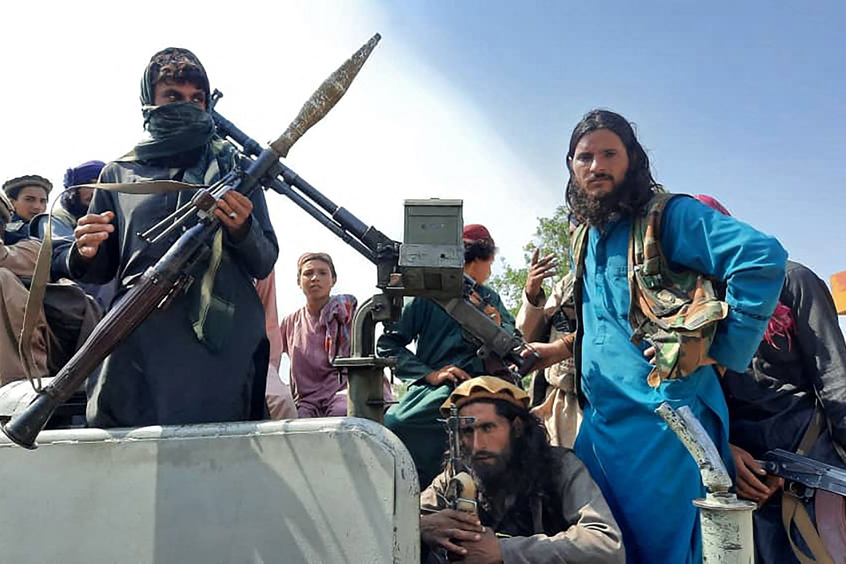 Taliban Declares Victory As US Pledges 1,000 More Troops For Evacuation ...