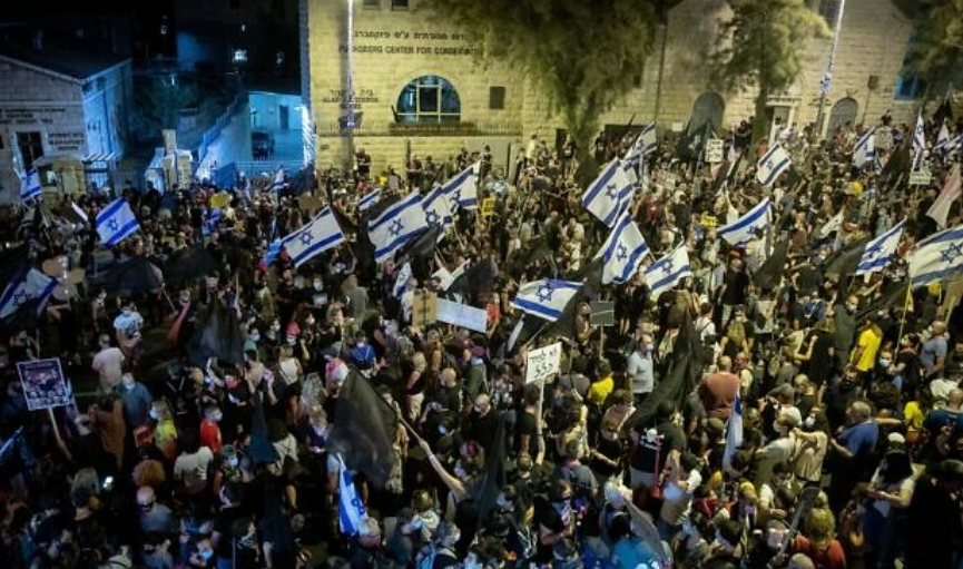 Israël: Des Dizaines De Milliers De Manifestants Dans Tout Le Pays ... Israël: Des Dizaines De Milliers De Manifestants Dans Tout Le Pays ...